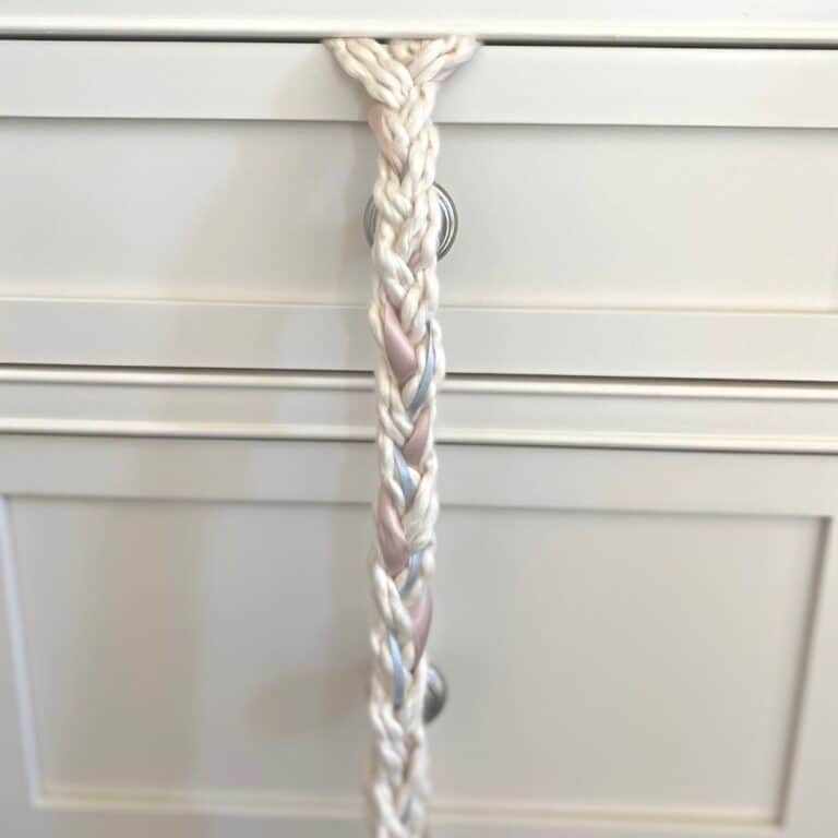 DIY Yarn Garland - 4 Ways | Mornington Lane