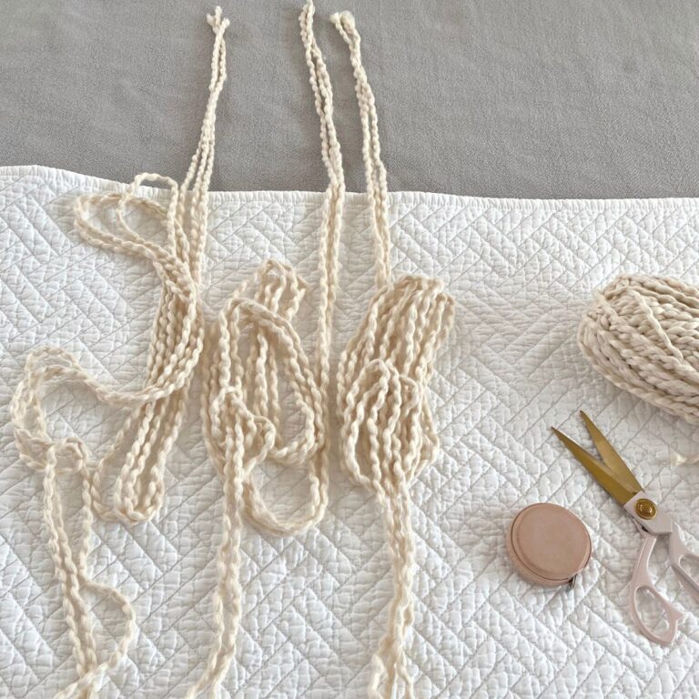 DIY Yarn Garland - 4 Ways | Mornington Lane