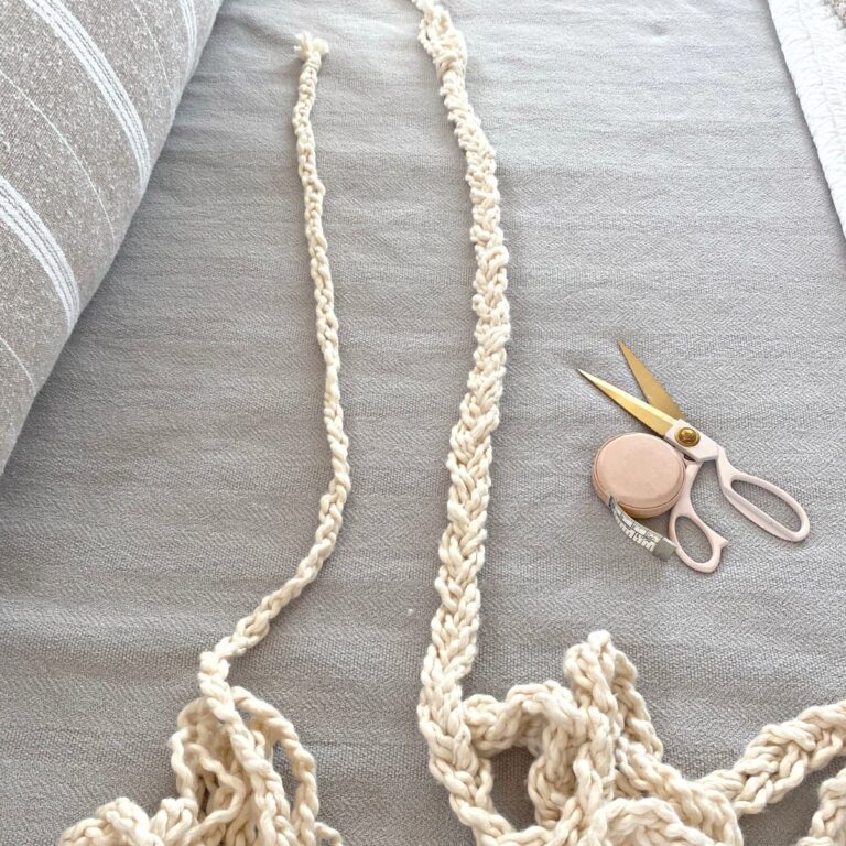 DIY Yarn Garland - 4 Ways | Mornington Lane